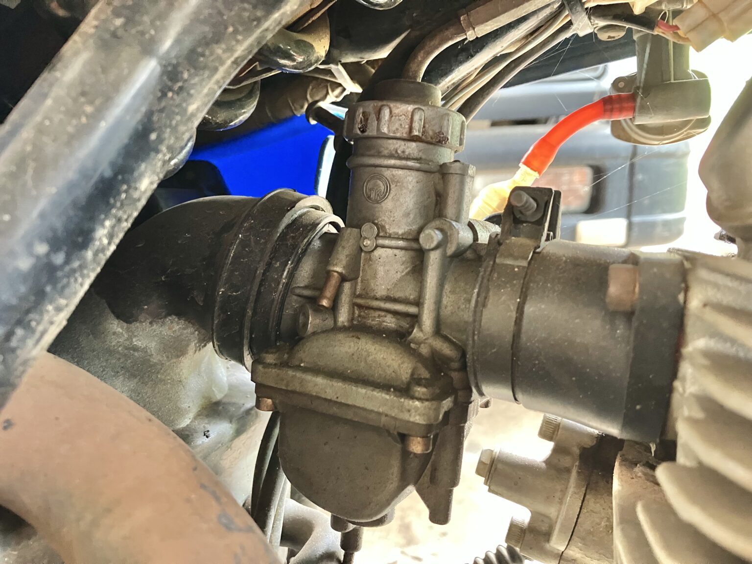 Slide Carb vs CV Carb: What's the Difference? | AdventureBikeTroop